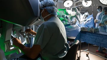 Robotic heart surgery: What you need to know - UChicago Medicine