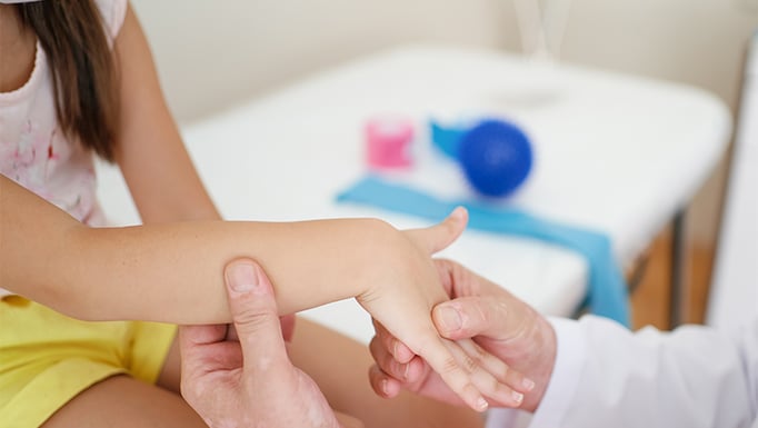 Kids get arthritis, too: Q&A with a pediatric rheumatologist - UChicago ...